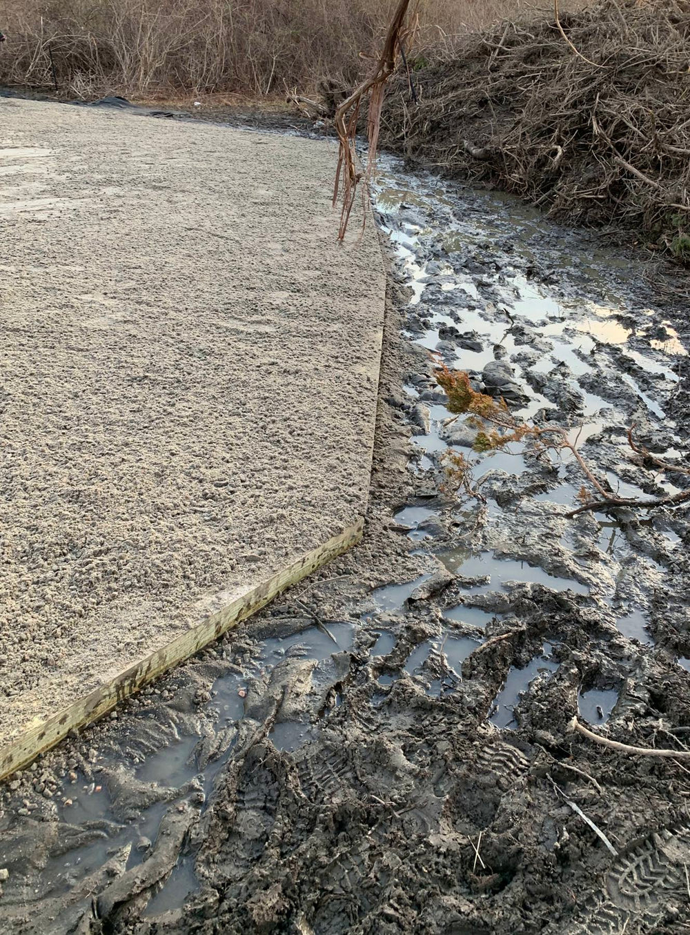 How Flexible Mud Management Panels Work | Lighthoof